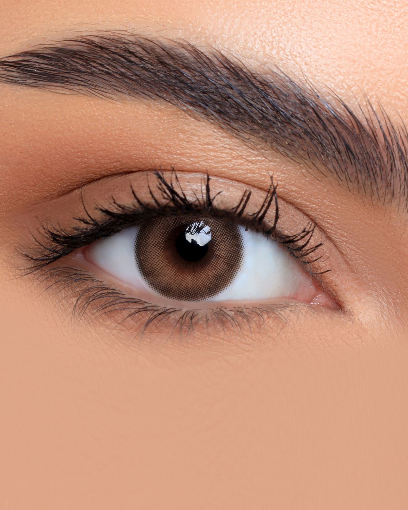 Oyoon the best choice to buy colored contact lenses in Qatar